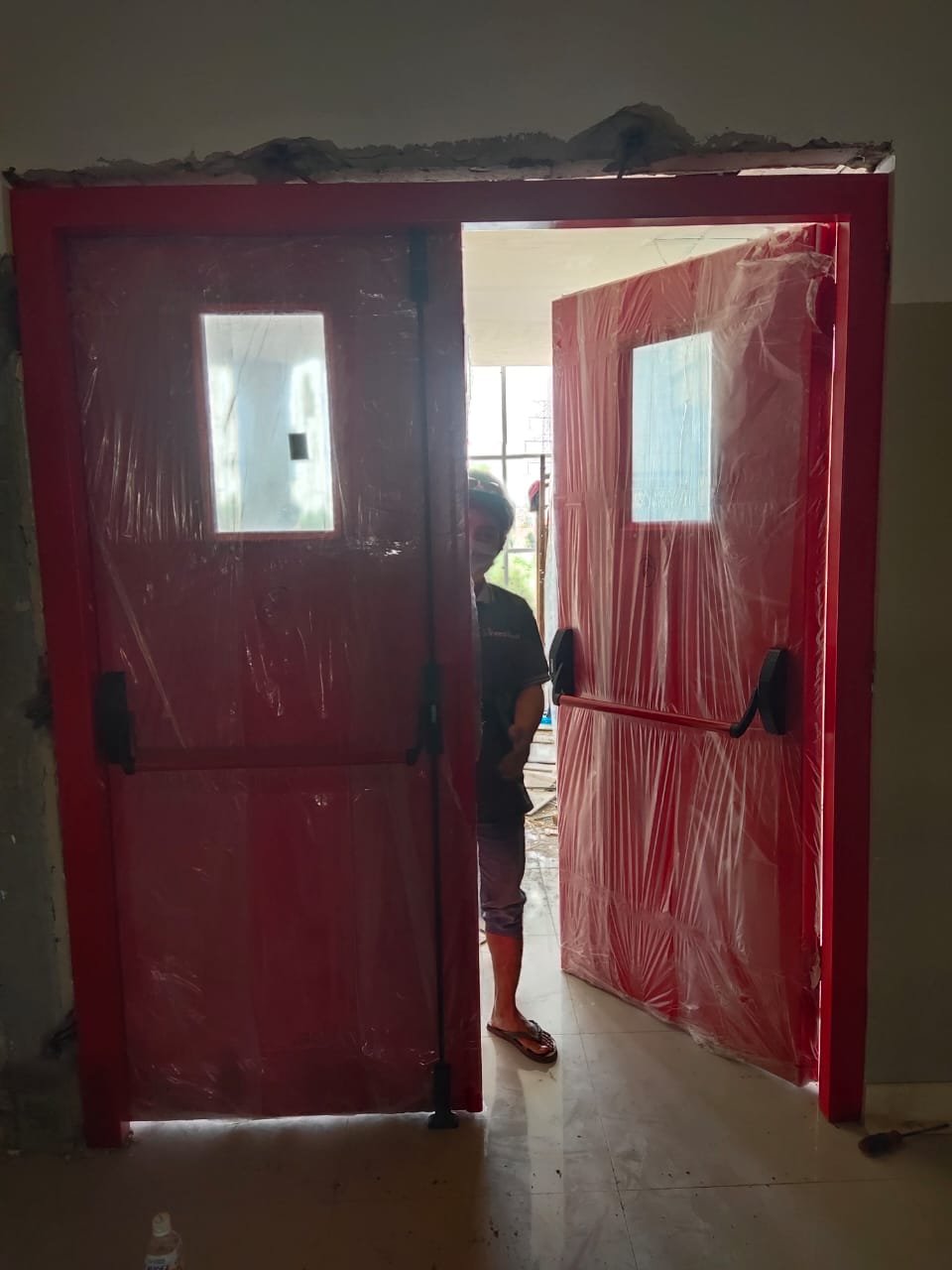 PINTU EMERGENCY SURABAYA